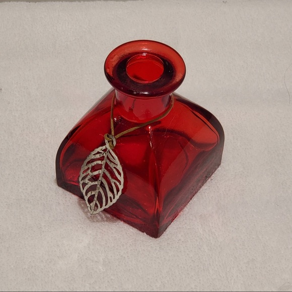 Accents | Red Bud Vase | Poshmark
